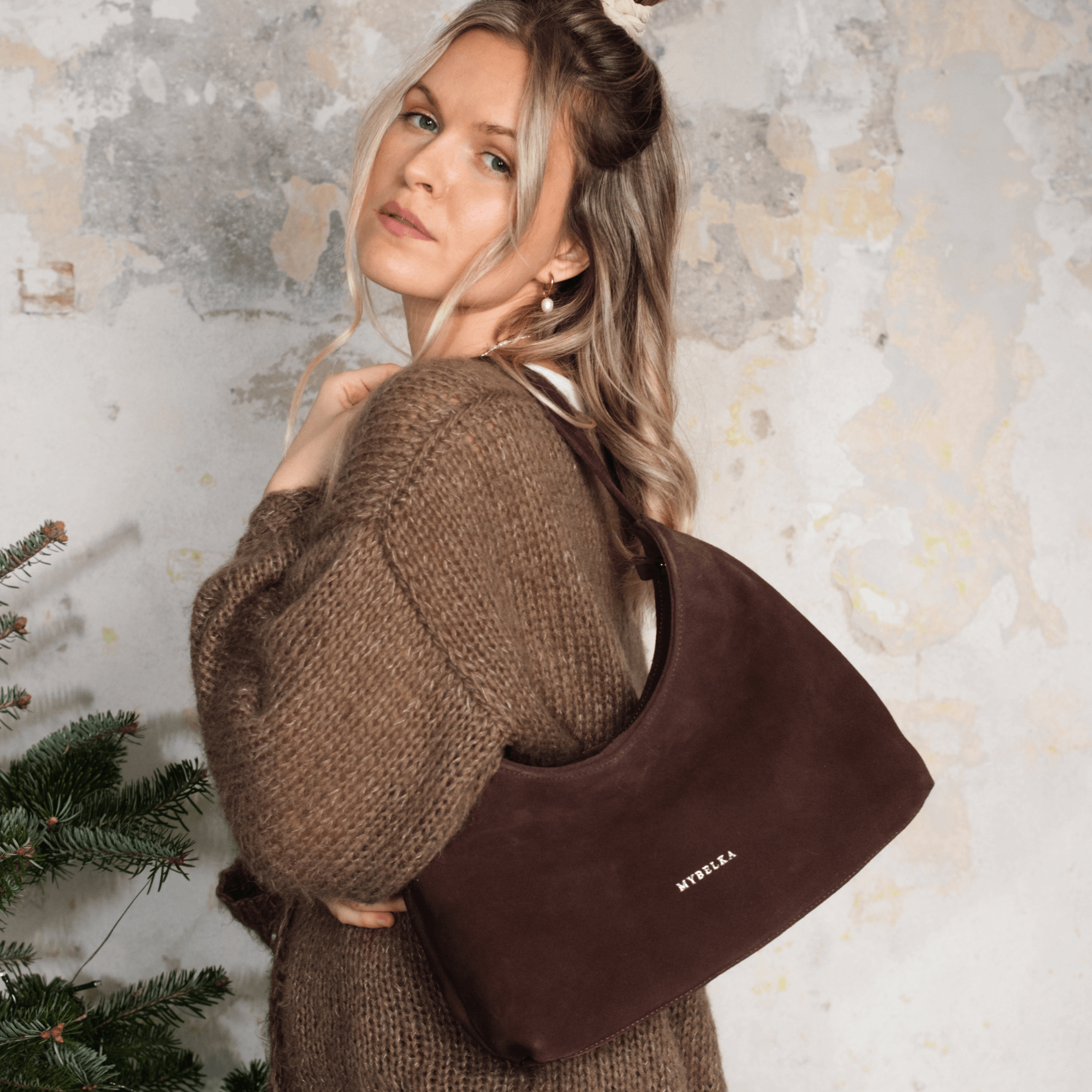 Noemi – hnědý semiš – Mybelka